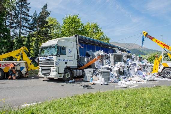 Lorry overturns on Hardwick roundabout | abergavennychronicle.com