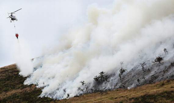 Brecon Beacons looks like African savannah, says grass fires expert ...