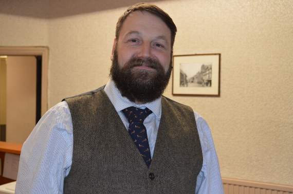 Chris loses his hair to raise money for pub charity | brecon-radnor.co.uk