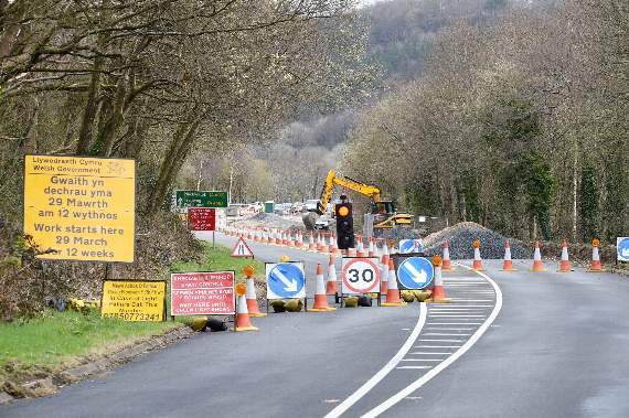 Work begins on Dolgellau bypass roundabouts | cambrian-news.co.uk