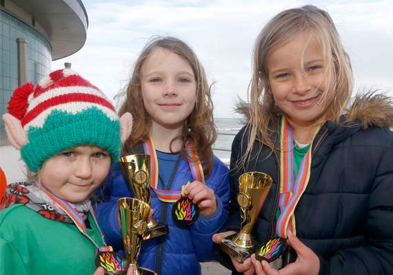 PICTURES: Juniors compete in Aberystwyth prom one-mile dash | cambrian ...