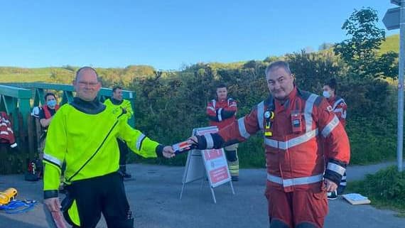 Firefighting duo thanked for 20 years on front-line | cambrian-news.co.uk