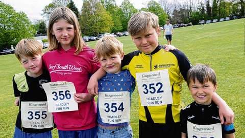 Runners have fun on Headley streets | farnhamherald.com