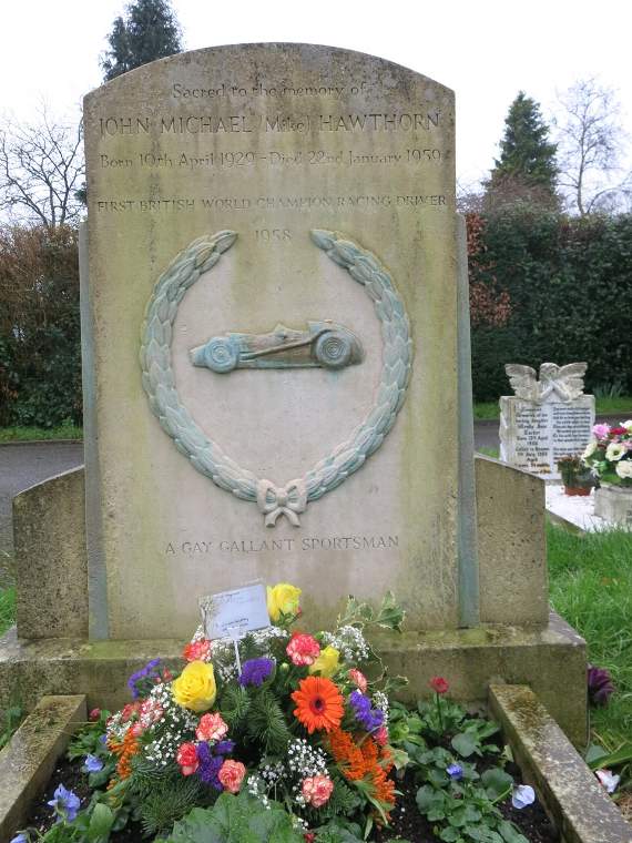 Friends mark anniversary of F1 ace’s death | farnhamherald.com