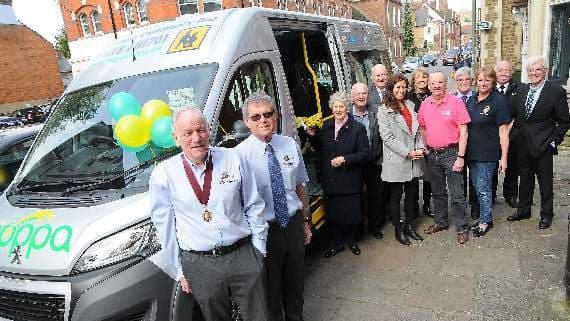 New Hoppa bus goes into service | farnhamherald.com