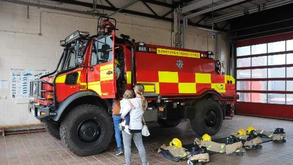999 drama at fire station’s open day | farnhamherald.com
