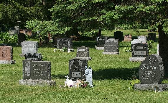 Long-running cemetery row resolved | farnhamherald.com