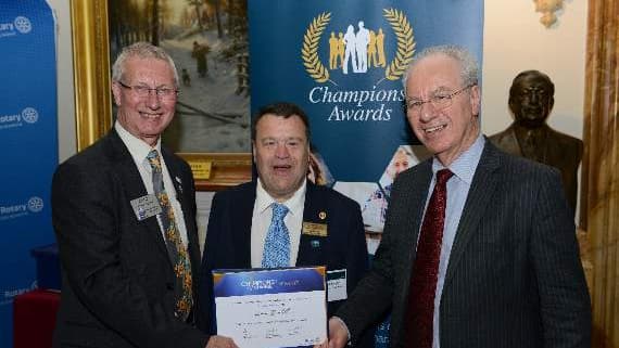 Artist is a ‘Champion of Change’ | farnhamherald.com