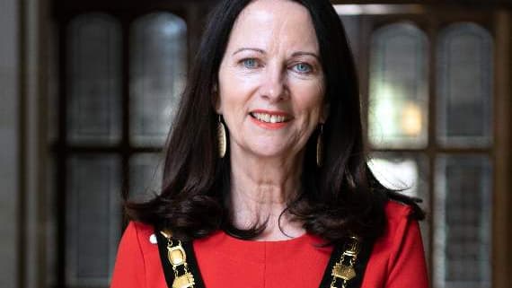 Elaine takes on chairman’s role | farnhamherald.com