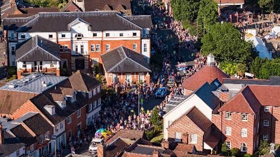 Video: Drone captures Farnham Carnival procession from the air ...