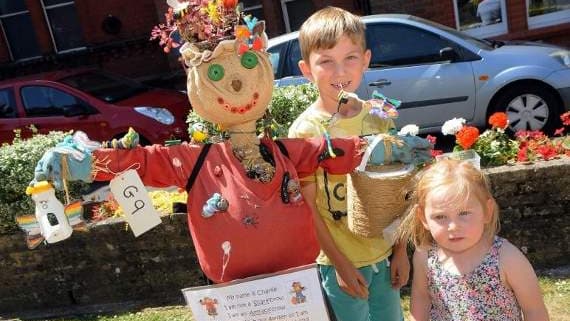 Assembly Rooms alive with snazzy scarecrows | farnhamherald.com