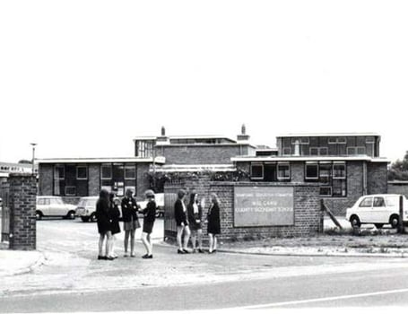 School gates set to close after 60 years | farnhamherald.com