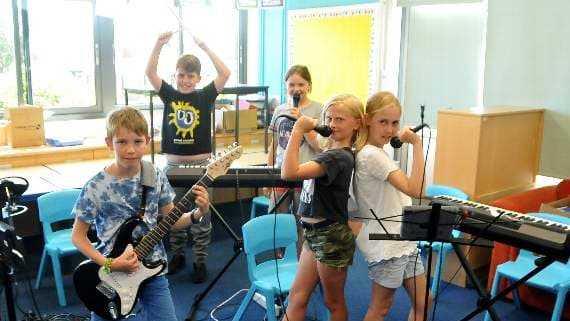 Kids rock out together at summer holiday camp | farnhamherald.com