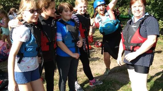 Girl guides enjoy 'fearless fun' | farnhamherald.com