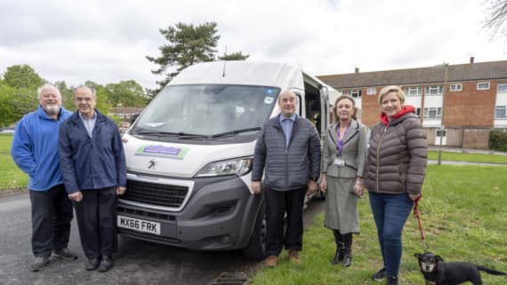 Community bus service is launched | farnhamherald.com