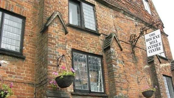 Man stole antique carvery set from Farnham antique centre ...