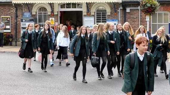 'Improvement notice' issued to SWR for access at Liphook station ...