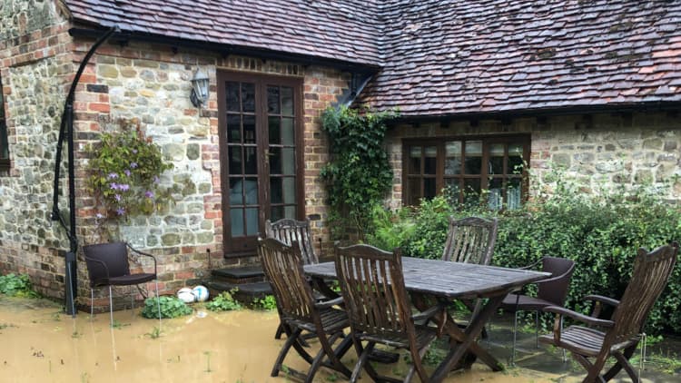 Dispute over road to Sturt Farm development not being lowered ...