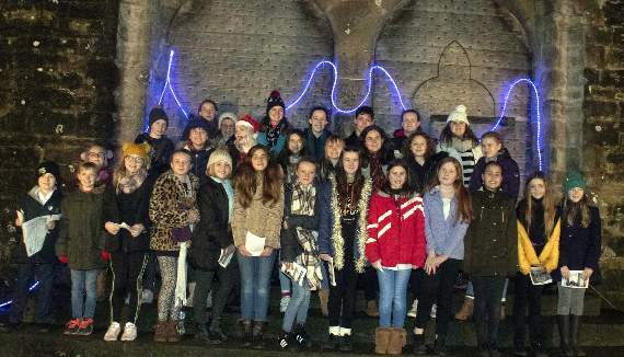 Record numbers rock up to abbey torchlight procession | theforestreview ...