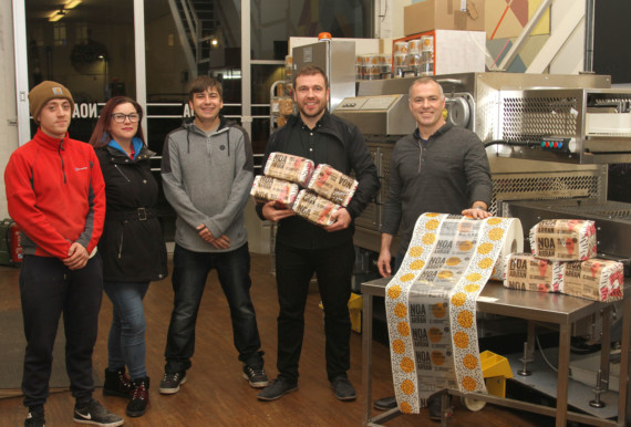 Noa bakery goes back to 1950s to cut plastic | iomtoday.co.im