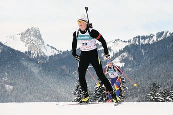 1RIFLES triumph on the slopes | monmouthshirebeacon.co.uk