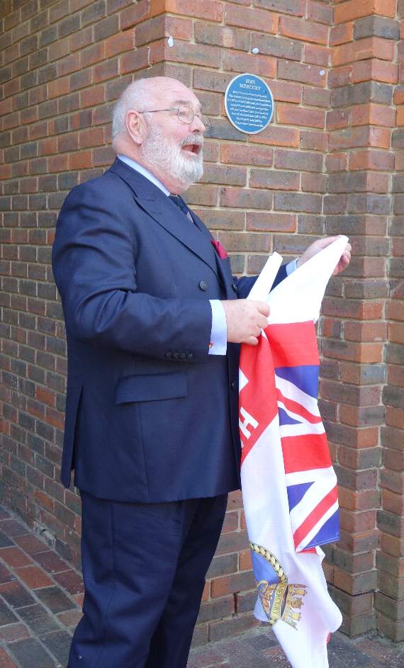 Final HMS Mercury blue plaque unveiled at Fareham naval base ...