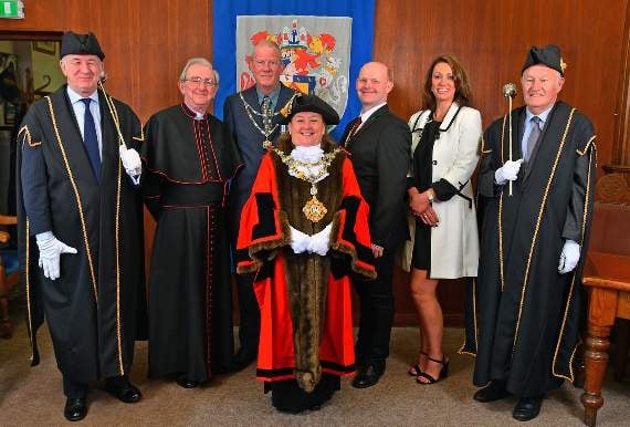 New Mayor takes office at Pembroke | tenby-today.co.uk