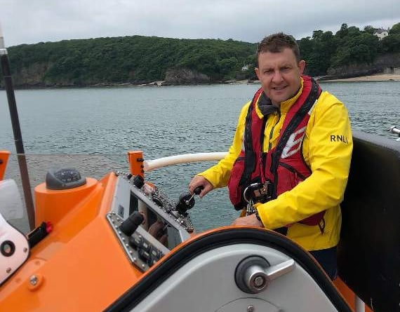 Tenby police officer’s double life as RNLI volunteer | tenby-today.co.uk