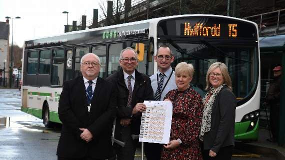 New 'easier-to-read' bus timetable launched | tenby-today.co.uk