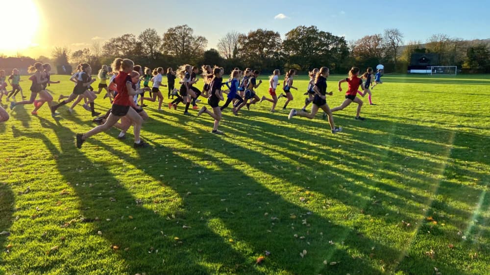 Cross-country event at Dunhurst | farnhamherald.com