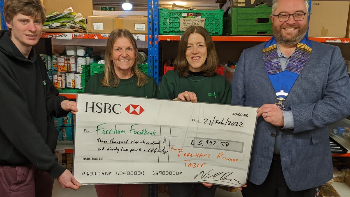 Late Christmas present for Farnham food bank | farnhamherald.com