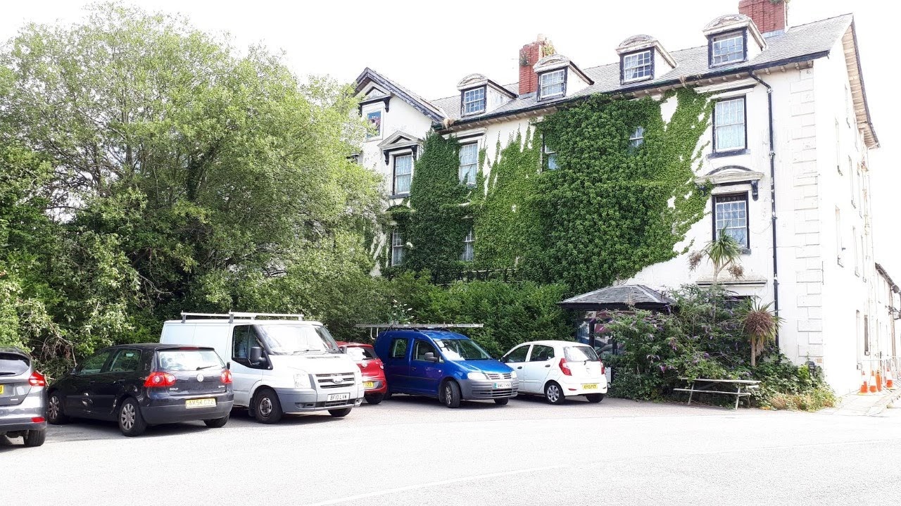 Calls again to save iconic Tywyn building | cambrian-news.co.uk