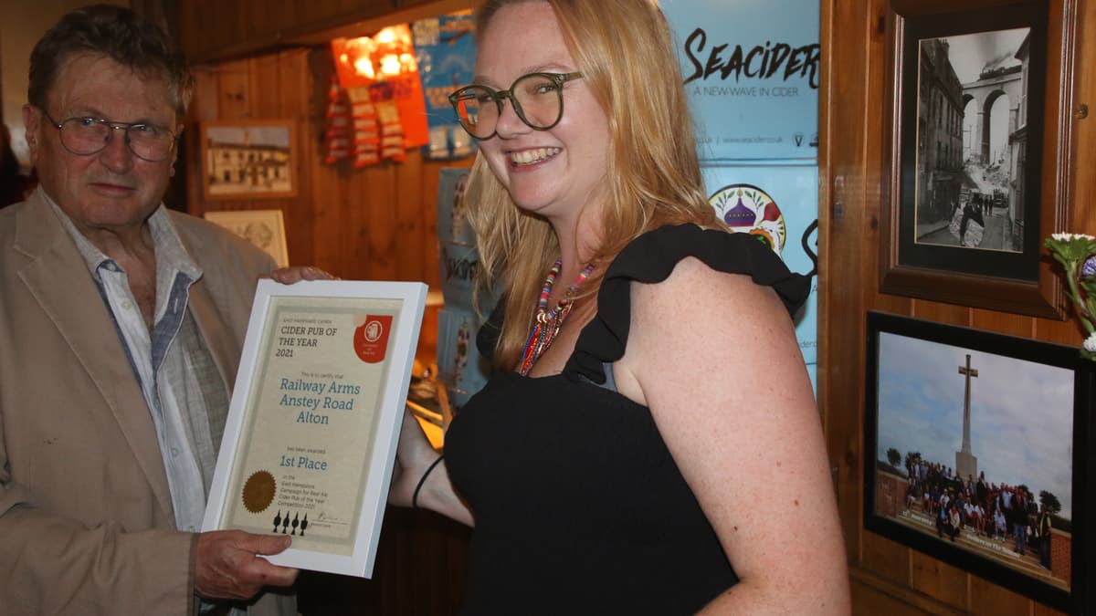 Popular Alton inn named CAMRA Cider Pub of the Year | farnhamherald.com