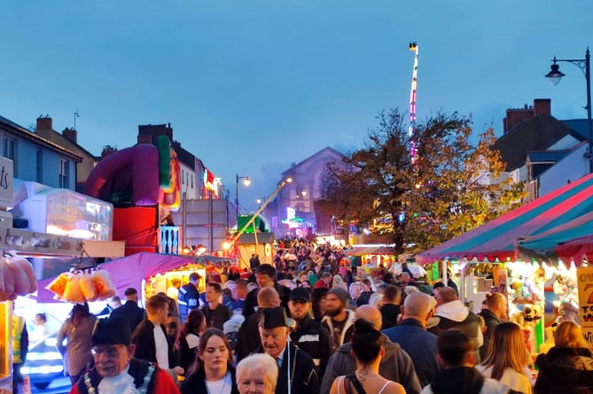 Michaelmas Fair lights up Pembroke in 2022 | tenby-today.co.uk