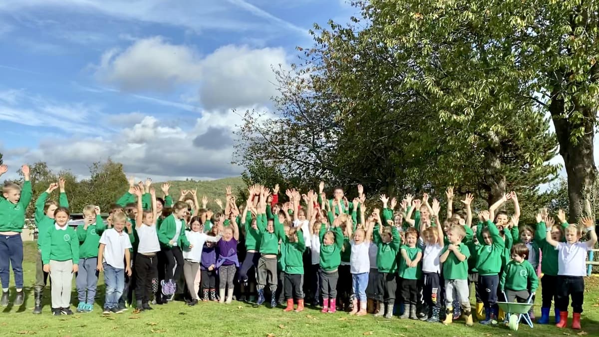 Llangynidr Community Primary School create new outdoor nature classroom ...