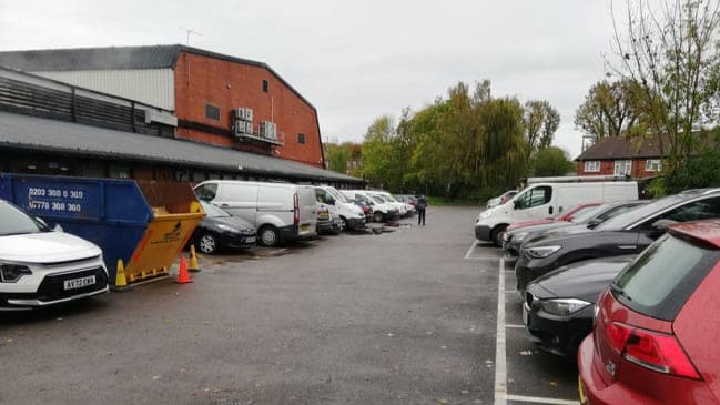 Crest Nicholson Brightwells Yard workers parking at Farnham Leisure ...