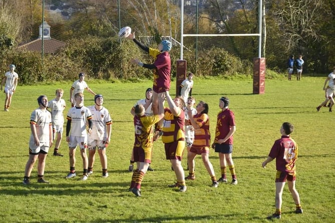 Rugby: Euan holds his nerve to earn last-gasp draw with Newton Abbot ...