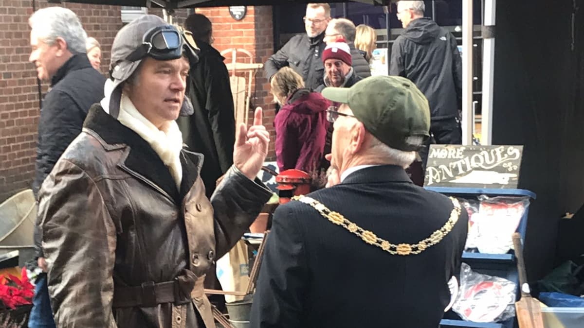 Farnham Antiques & Vintage Market returns this Sunday | farnhamherald.com