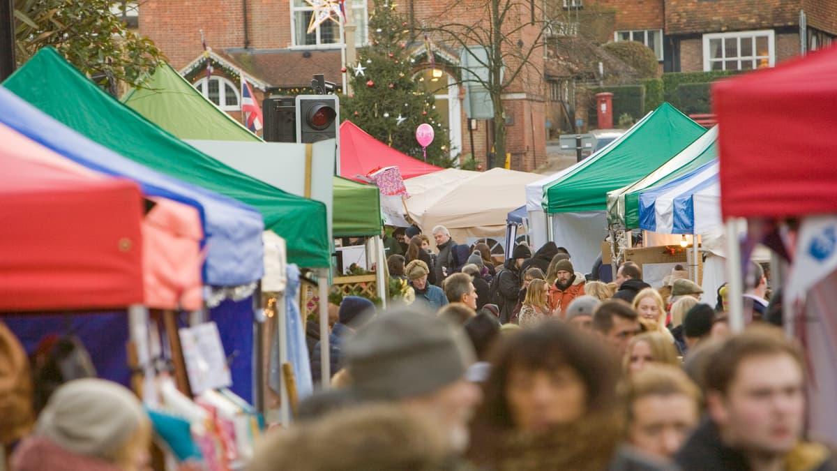 All you need to know about Haslemere’s famous Christmas Market on ...