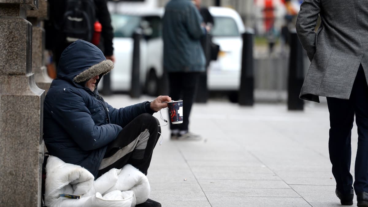 Waverley council spends tens of thousands on B&Bs for homeless ...