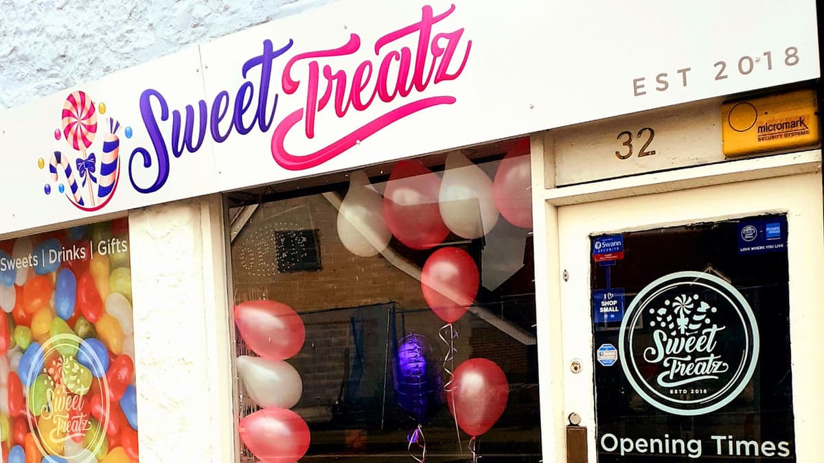 Sweet shop in Liphook raided by gang of masked men | farnhamherald.com