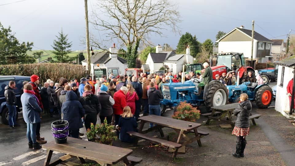 Tractor run in aid of charity | cornish-times.co.uk