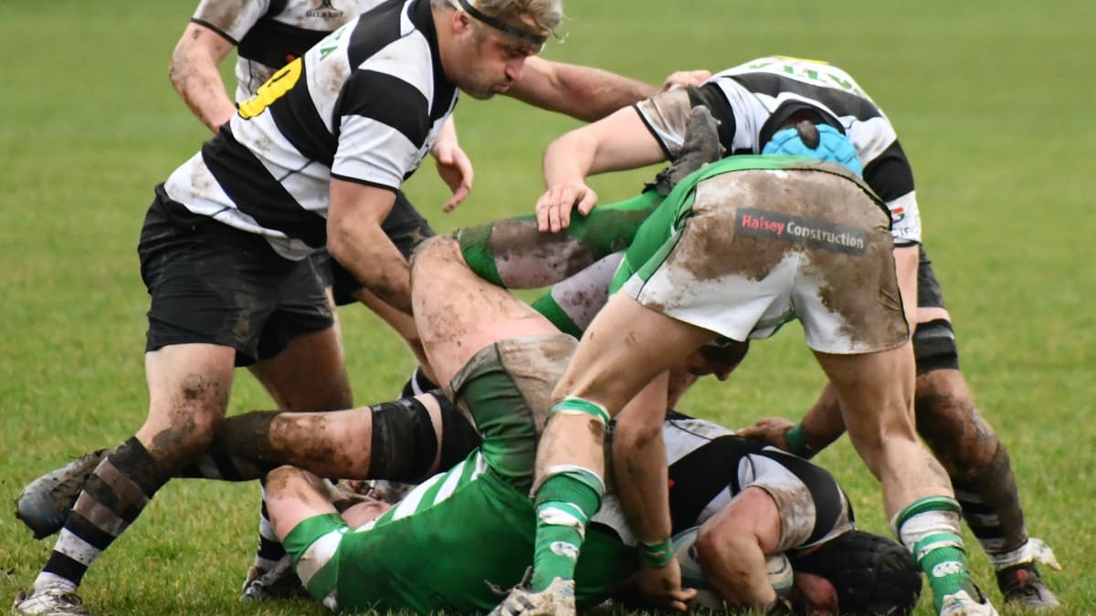 Farnham Rugby Club beat Regional 2 South East leaders Horsham in ...