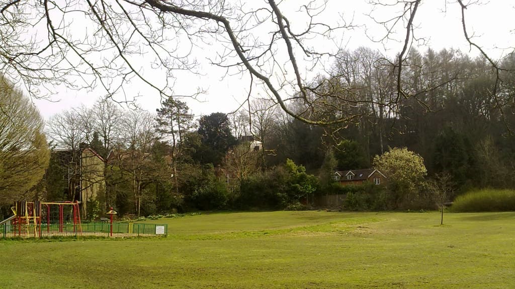 Haslemere Town Council sitting on huge £126,000 pot of cash for ...