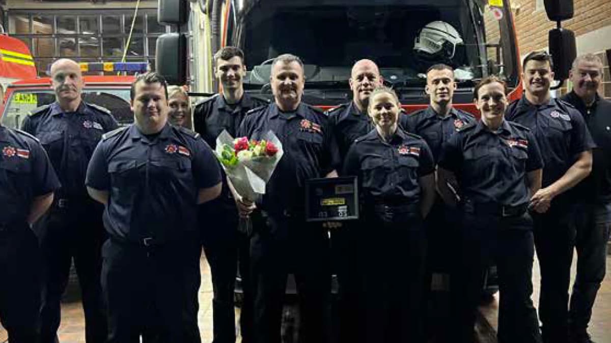 Bordon firefighter retires after 20 years of service | farnhamherald.com