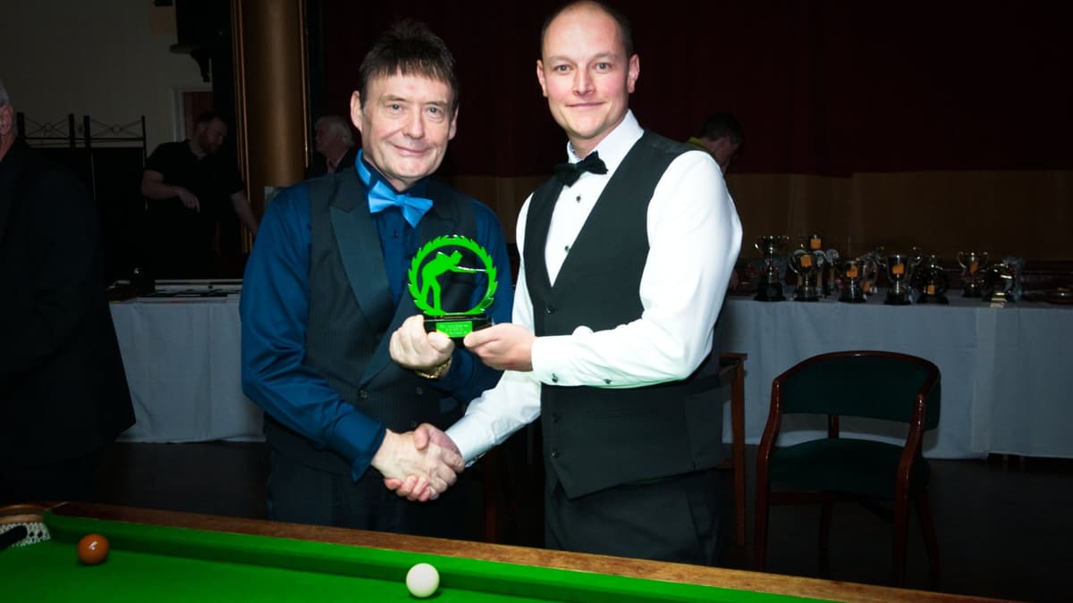 Comrades A have one hand on Farnham & District Billiards & Snooker ...