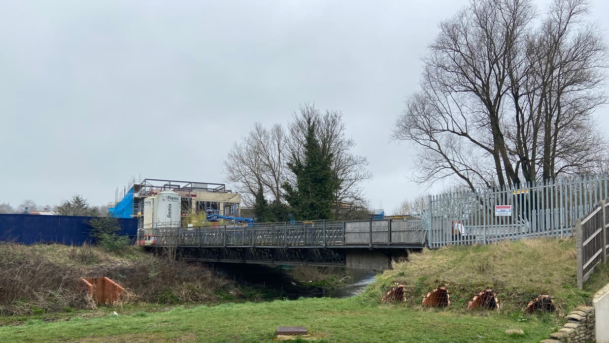 Brightwells could open next spring without promised bridge for cyclists ...