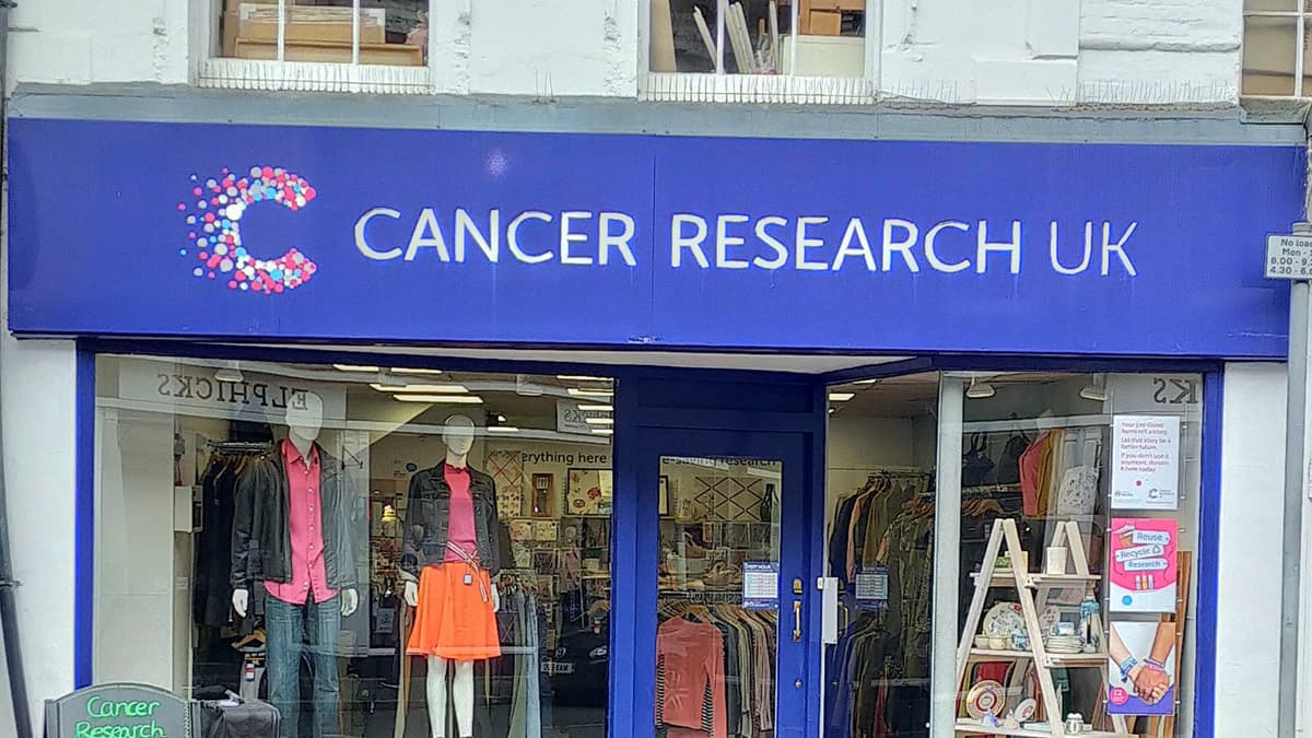 Roadworks blamed for Farnham charity shop decline | farnhamherald.com