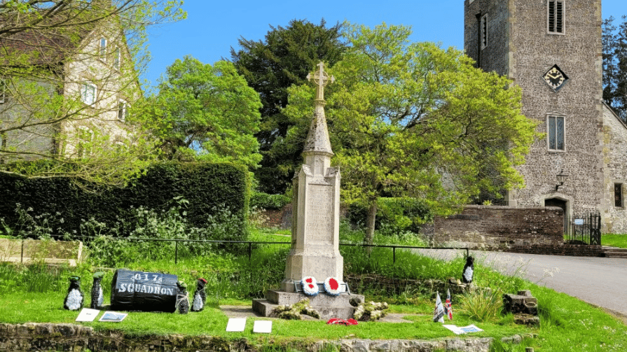 Dambusters: 80th anniversary of daring RAF raid commemorated at village ...