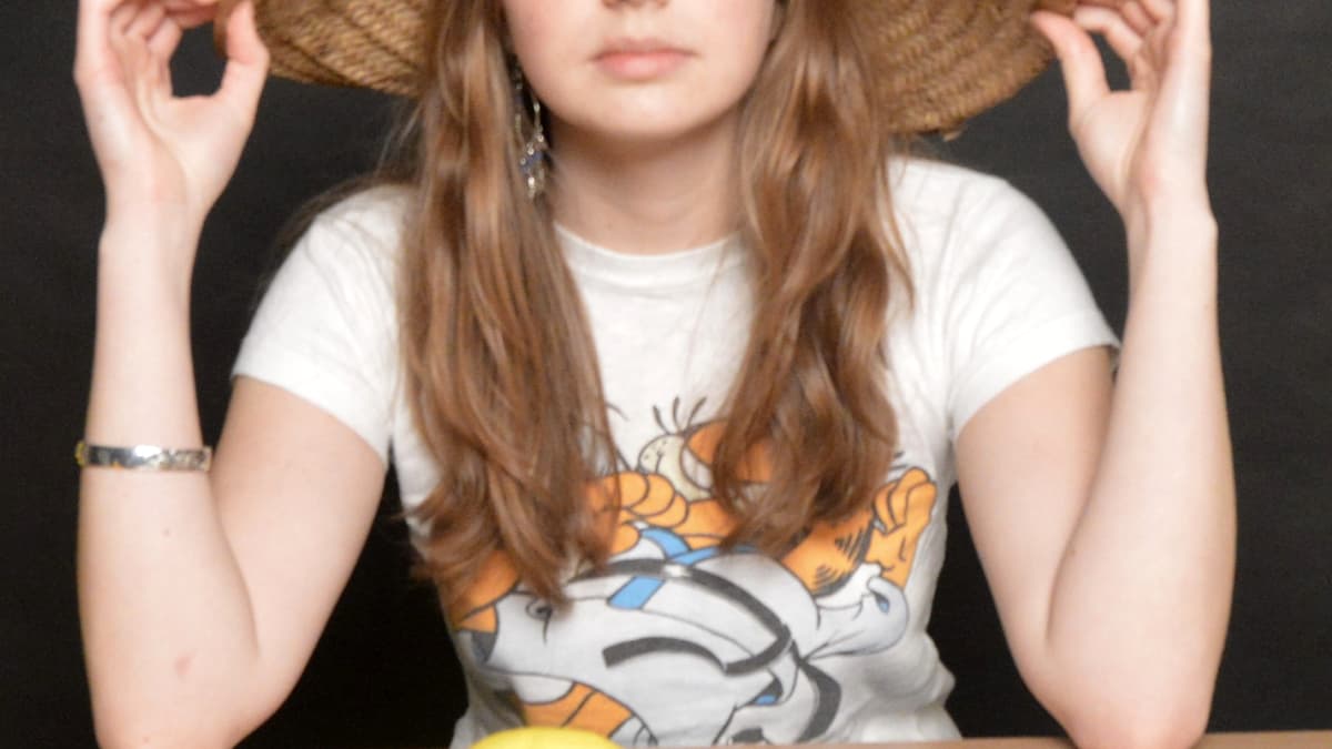 Alton teen shortlisted for 2023 National Theatre playwriting ...